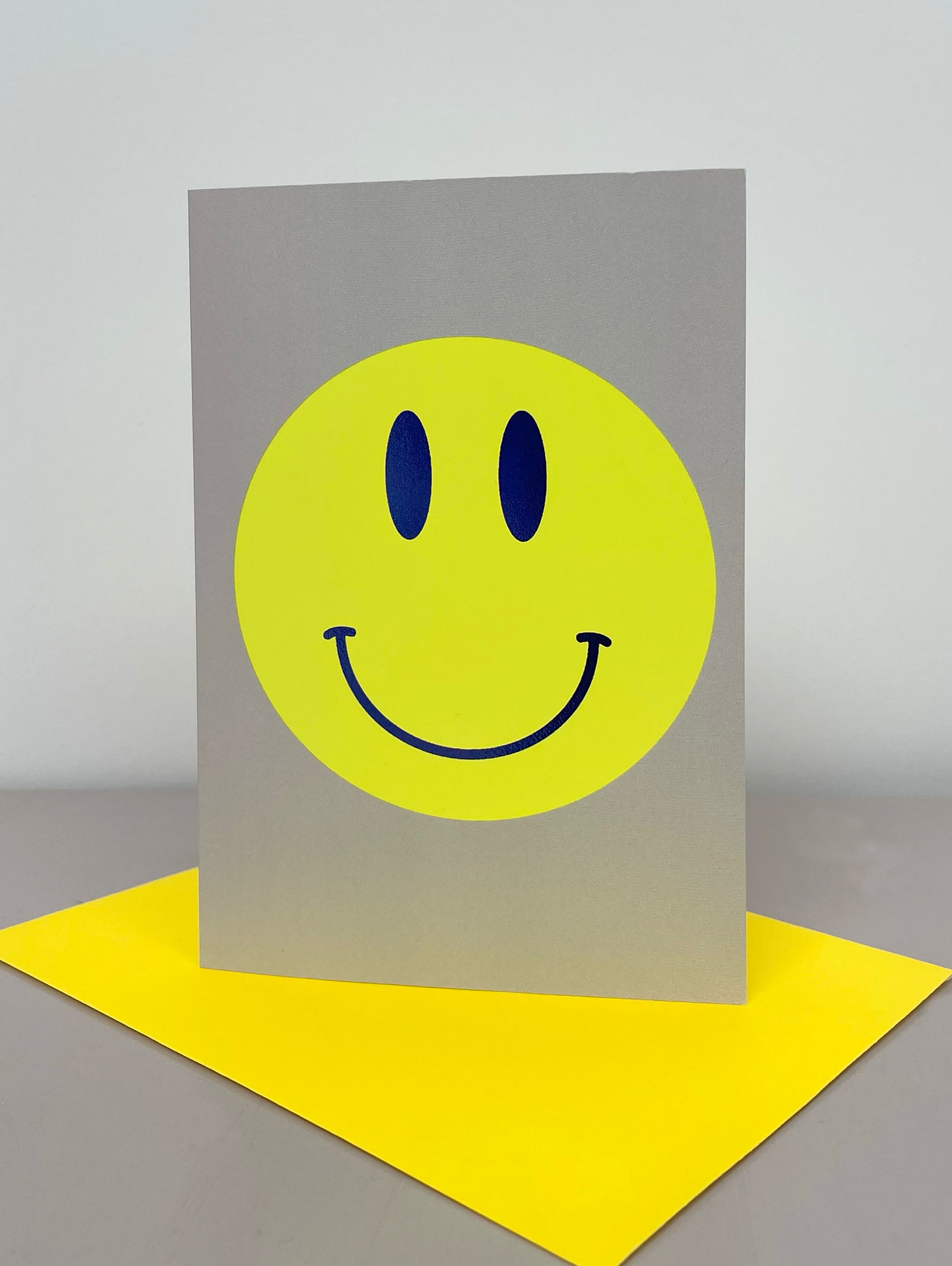 DANDY SMILEY NEON YELLOW CARD – Dandy Star